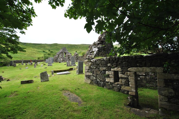 Hold fast – Graveyards of Scotland