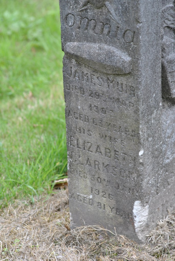 and the sea gave up the dead – Graveyards of Scotland