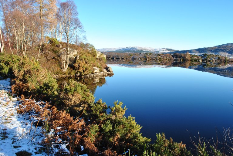 Jacobite weapons and a vanished island – Graveyards of Scotland