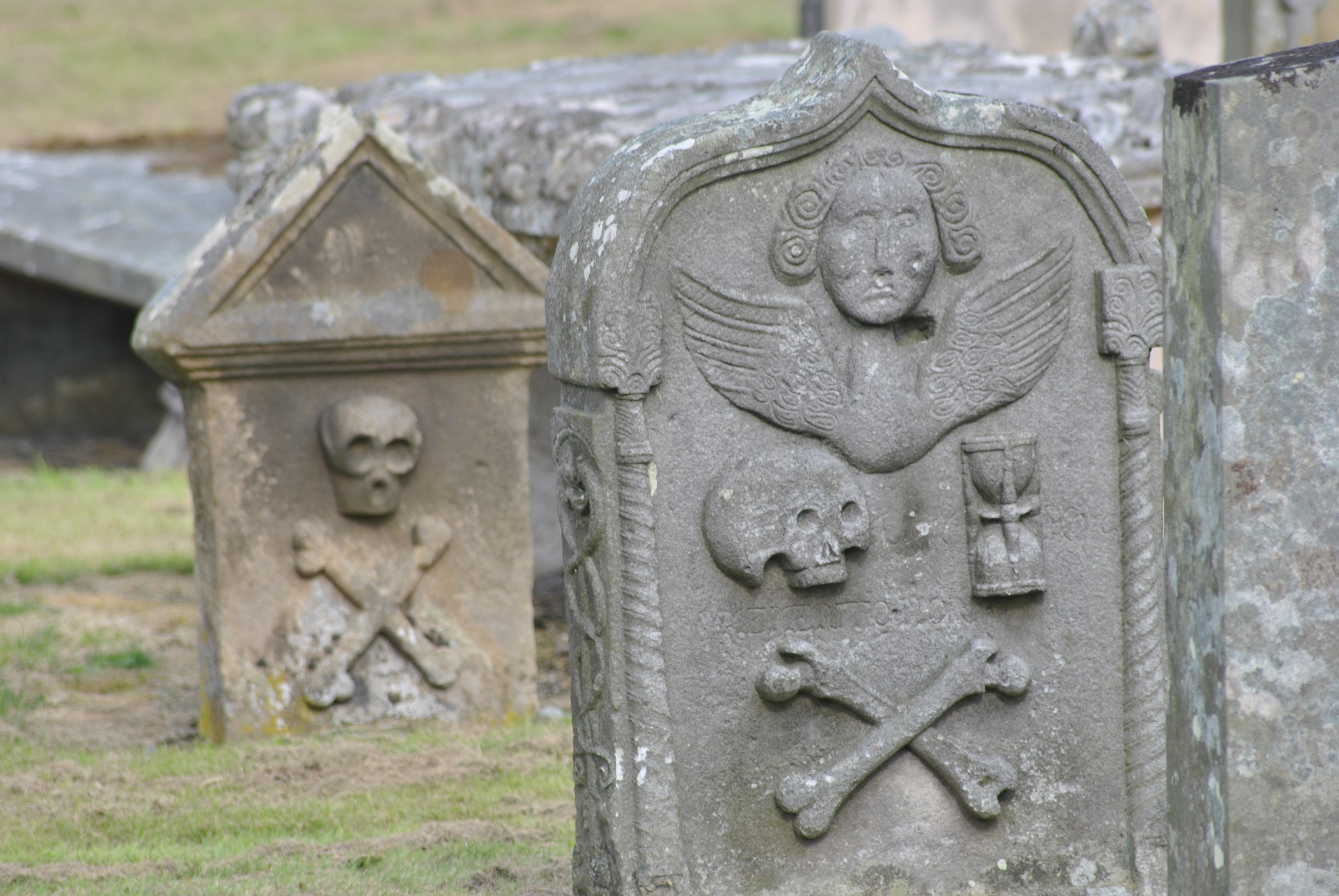 skull and crossbones – Graveyards of Scotland
