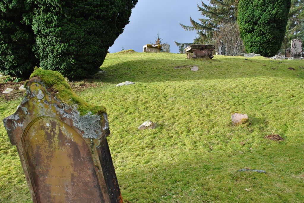 the pioneer pilot and the Spaniards of Strathbran – Graveyards of Scotland
