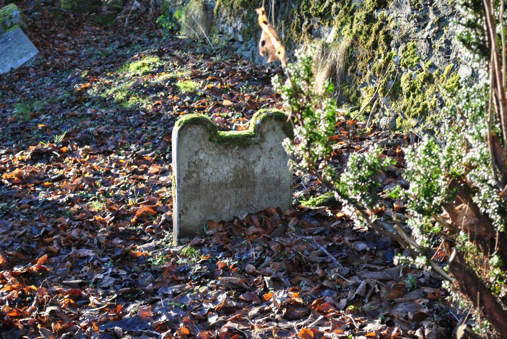 Victorians in Strathpeffer – Graveyards of Scotland